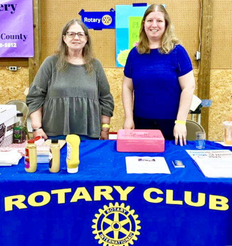 Downtown Rotary is ‘wild’ | News, Sports, Jobs - The Express